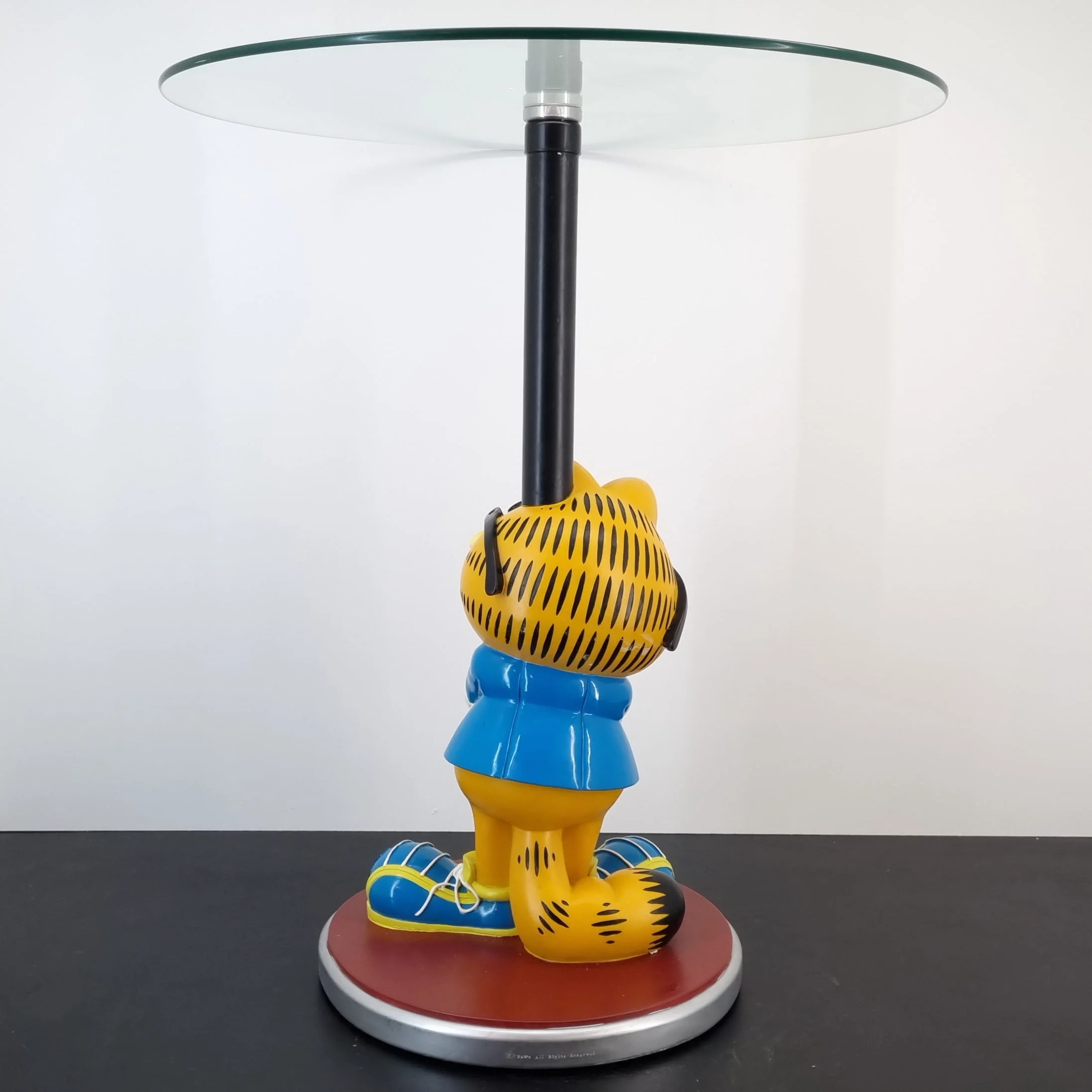 Vintage Garfield table by Paws