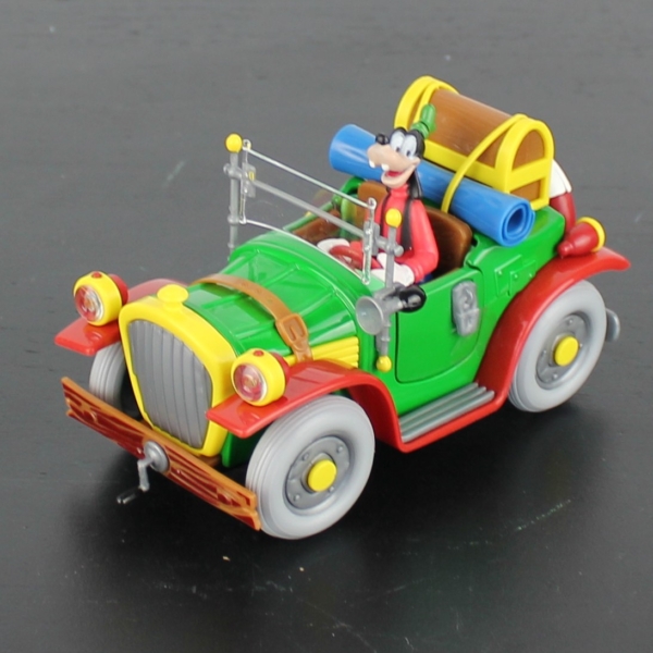 Classic Goofy Model Car - Bburago - Walt Disney