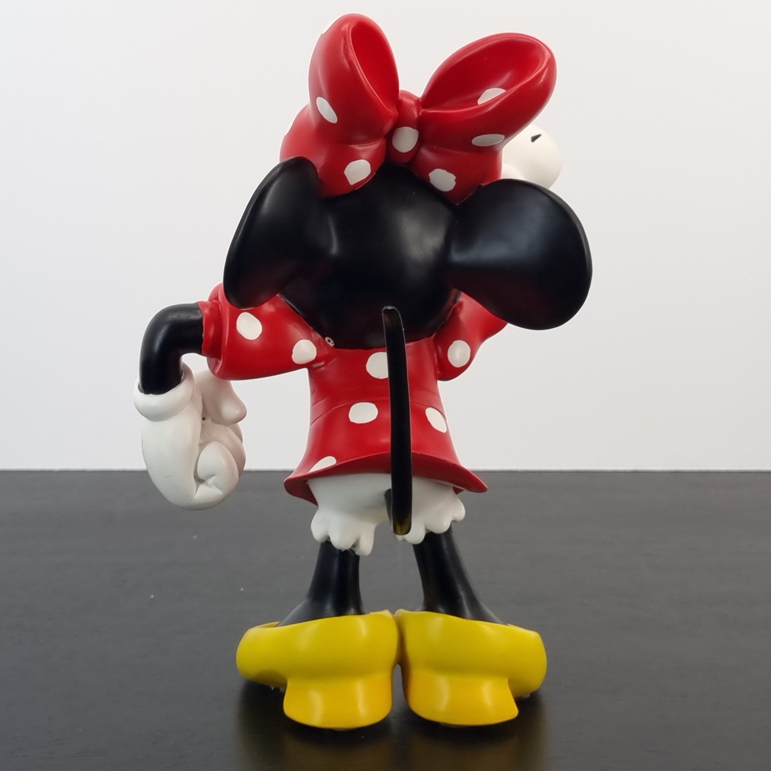 Minnie Mouse angry statue - Peter Mook - Rutten - Disney
